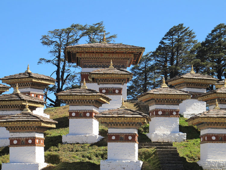 #TravelTips: Bhutan, The World's Happiest Country | Camila Coelho