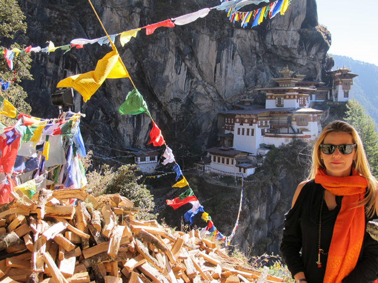#TravelTips: Bhutan, The World's Happiest Country | Camila Coelho